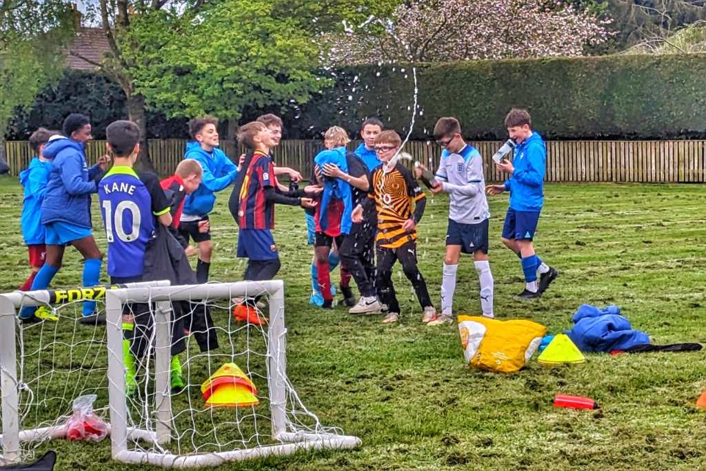 Hurricanes’ Gallery – Wroughton Youth Football Club